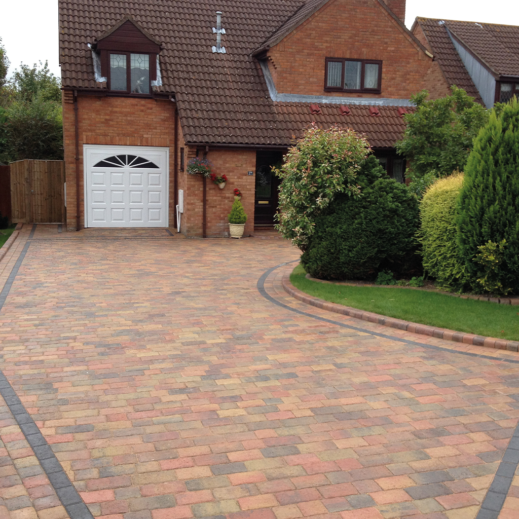 Regatta Trio Block Paving - 60mm - Autumn Gold Product