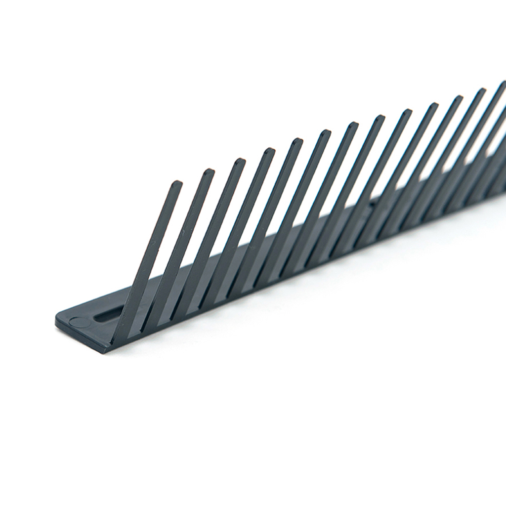P1136 Eaves Comb Filler 1m Long Product
