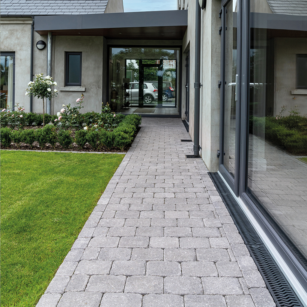 Country Cobble® Paving 50mm - Slate - 200x150mm Product